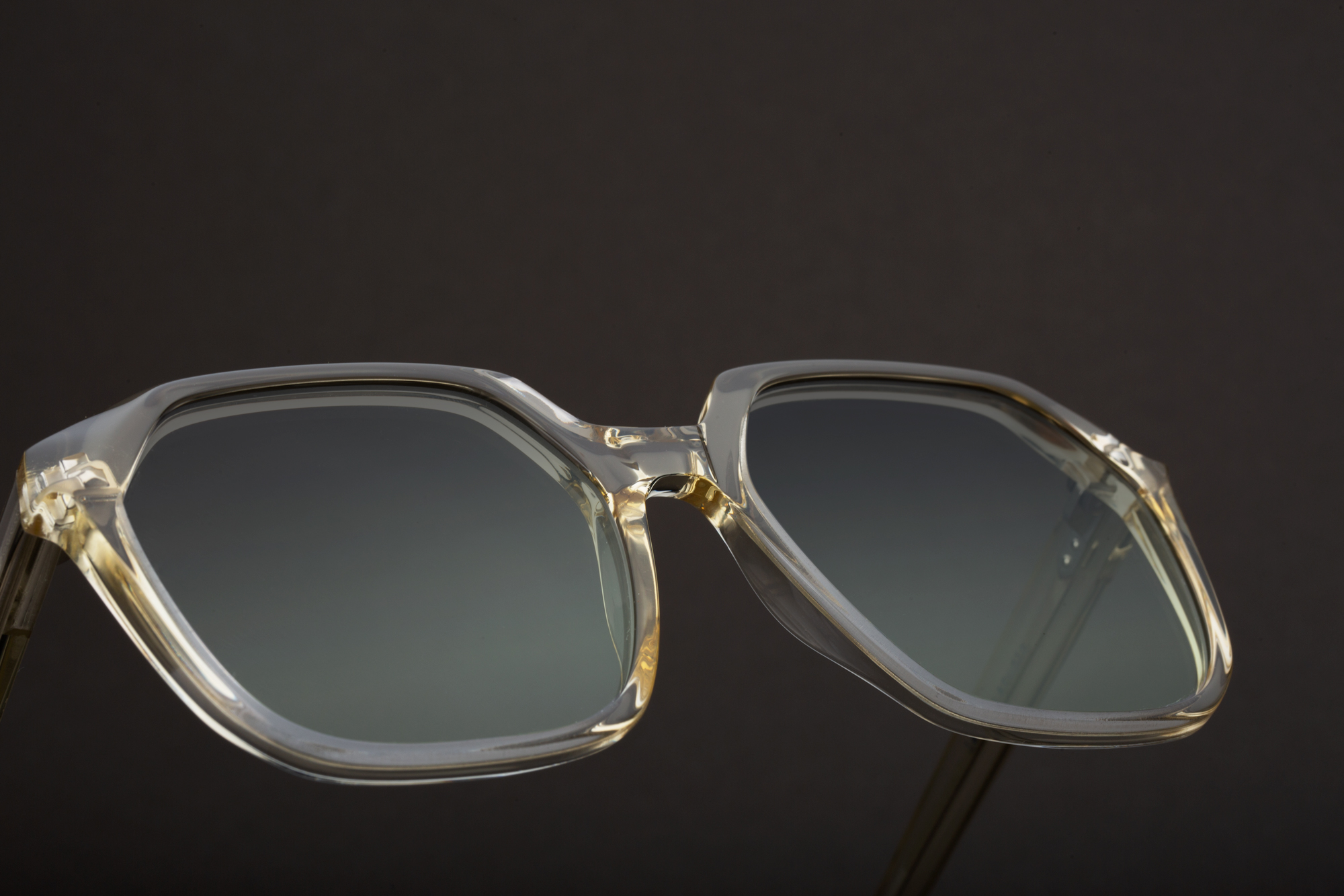 glass citrine waterfront green gradiant | lazare studio